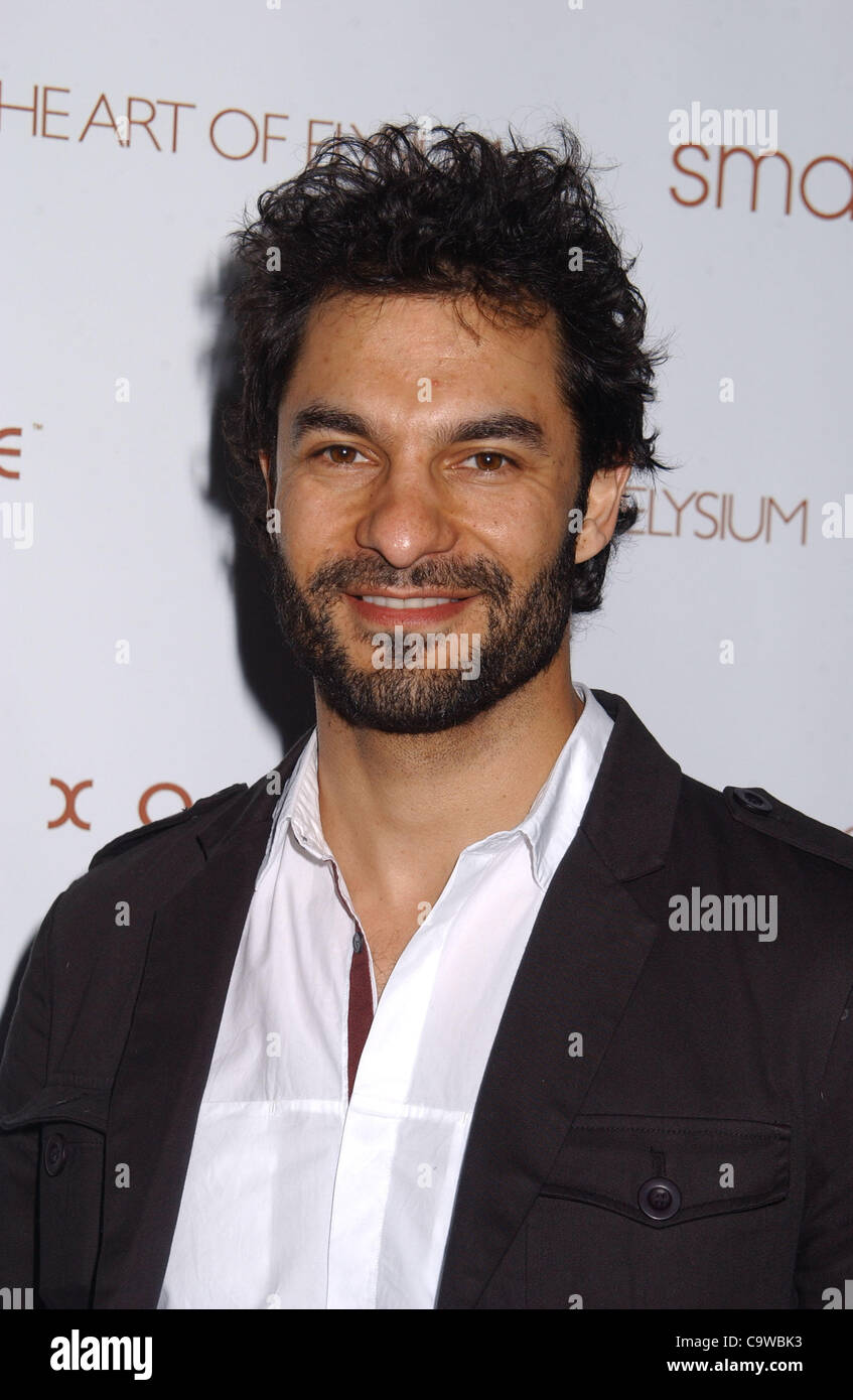 Darwin Shaw High Resolution Stock Photography and Images - Alamy