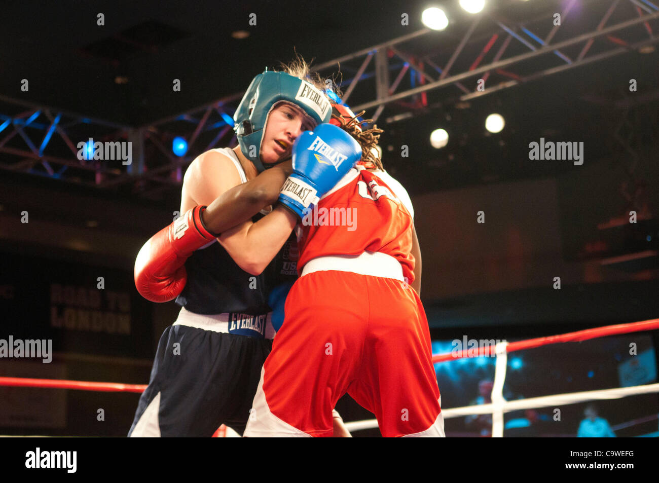 Mikaela mayer boxing hi-res stock photography and images - Alamy
