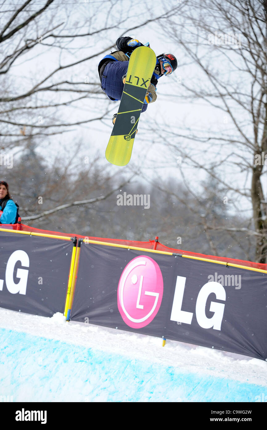 Taku Hirraoka of Japan competes in the men's Halfpipe world cup ...