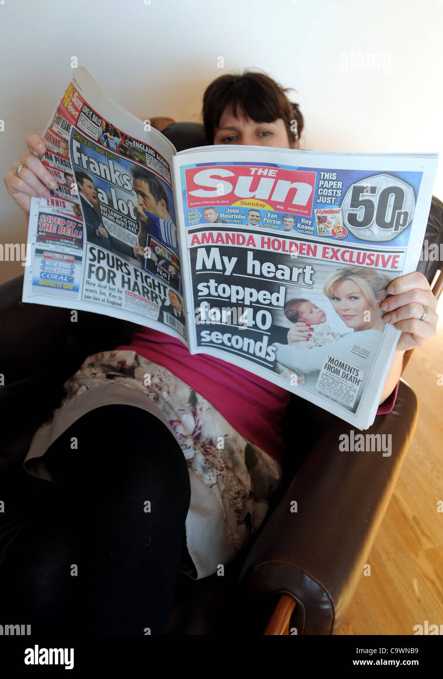 UK, The first edition of News International's The Sun on Sunday ...