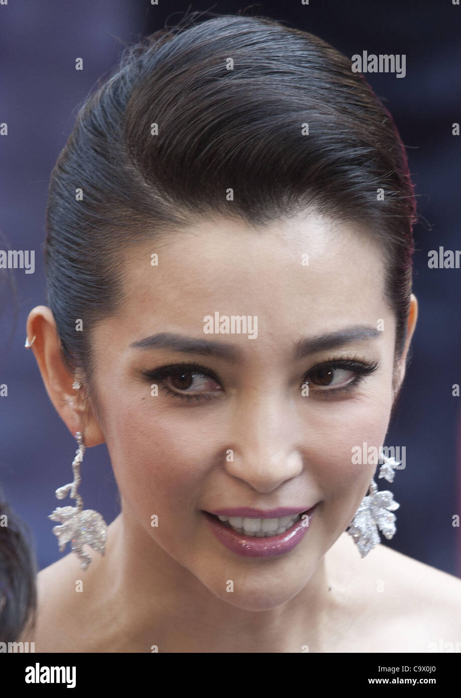 Feb. 26, 2012 - Hollywood, California, U.S - Actress Li Bingbing on the ...