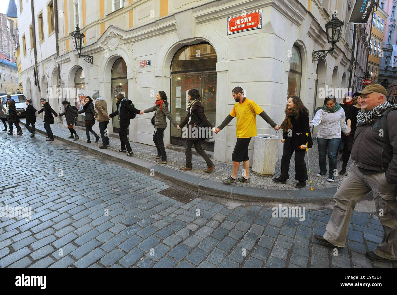 Students from DAMU, the Theatre Faculty, are making the human chain ...