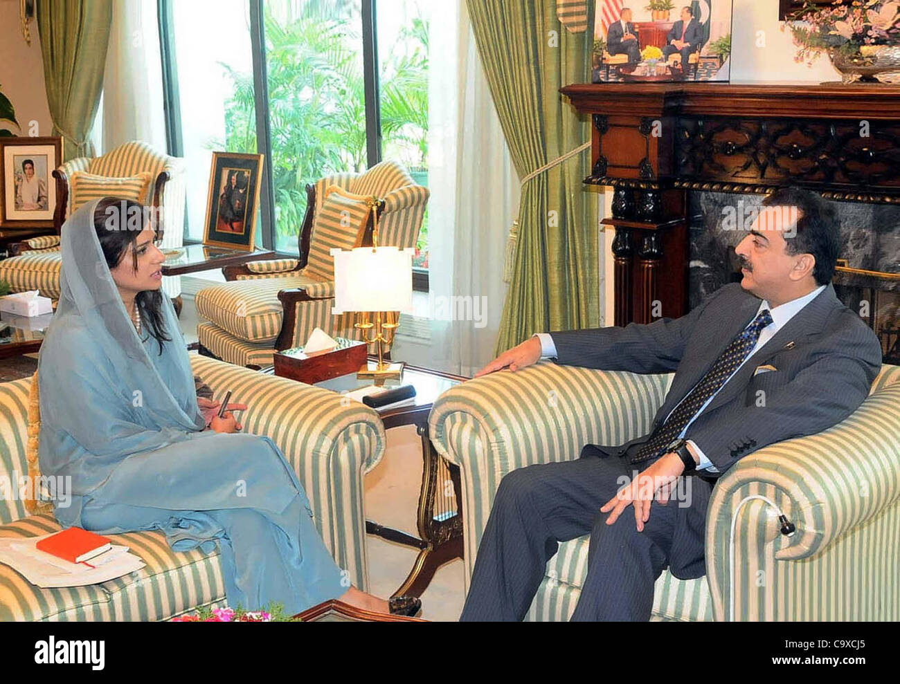 Prime Minister, Syed Yousuf Raza Gilani talks with Federal Minister for ...
