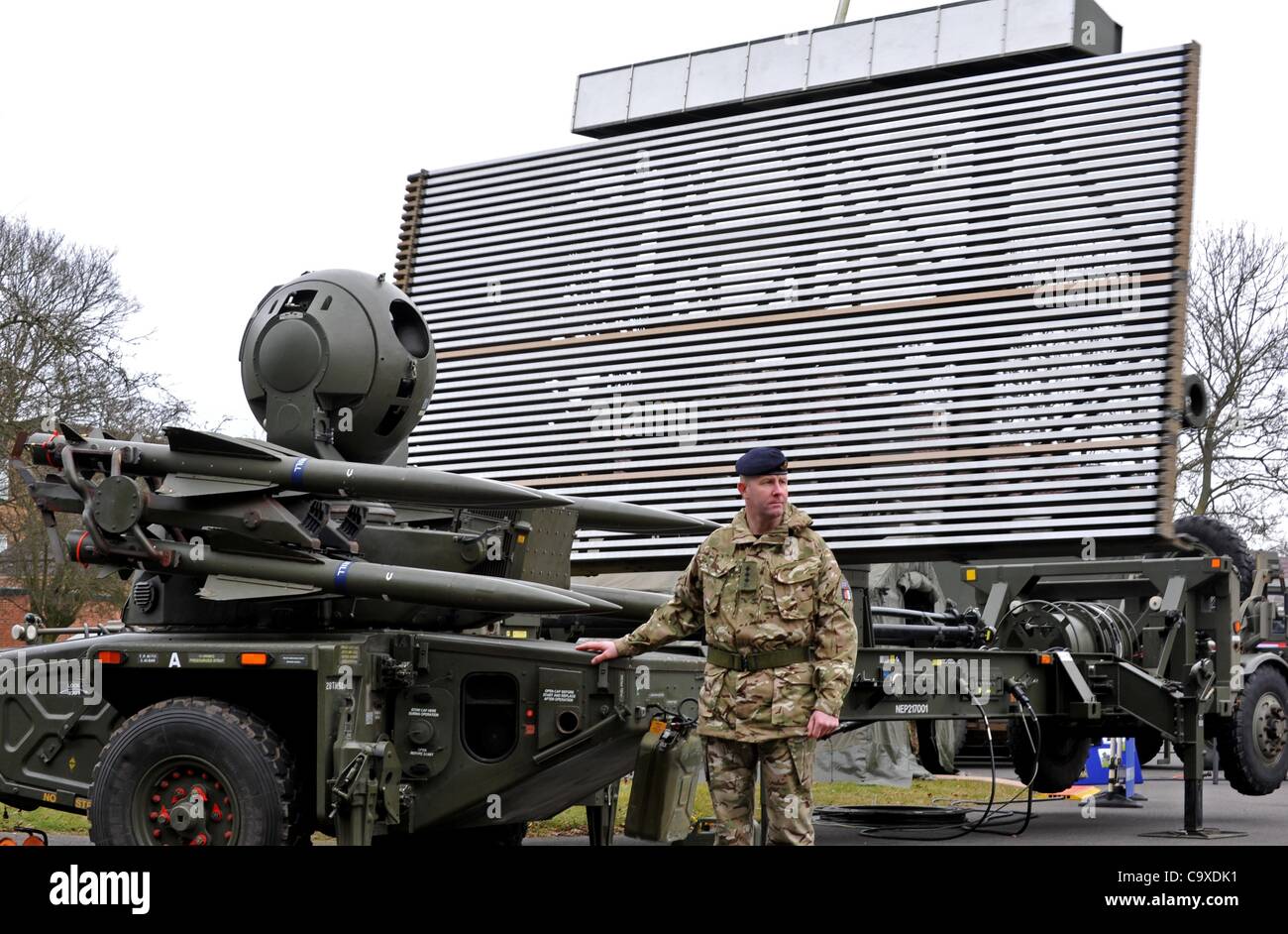 Surface to air missile system hi-res stock photography and images - Alamy
