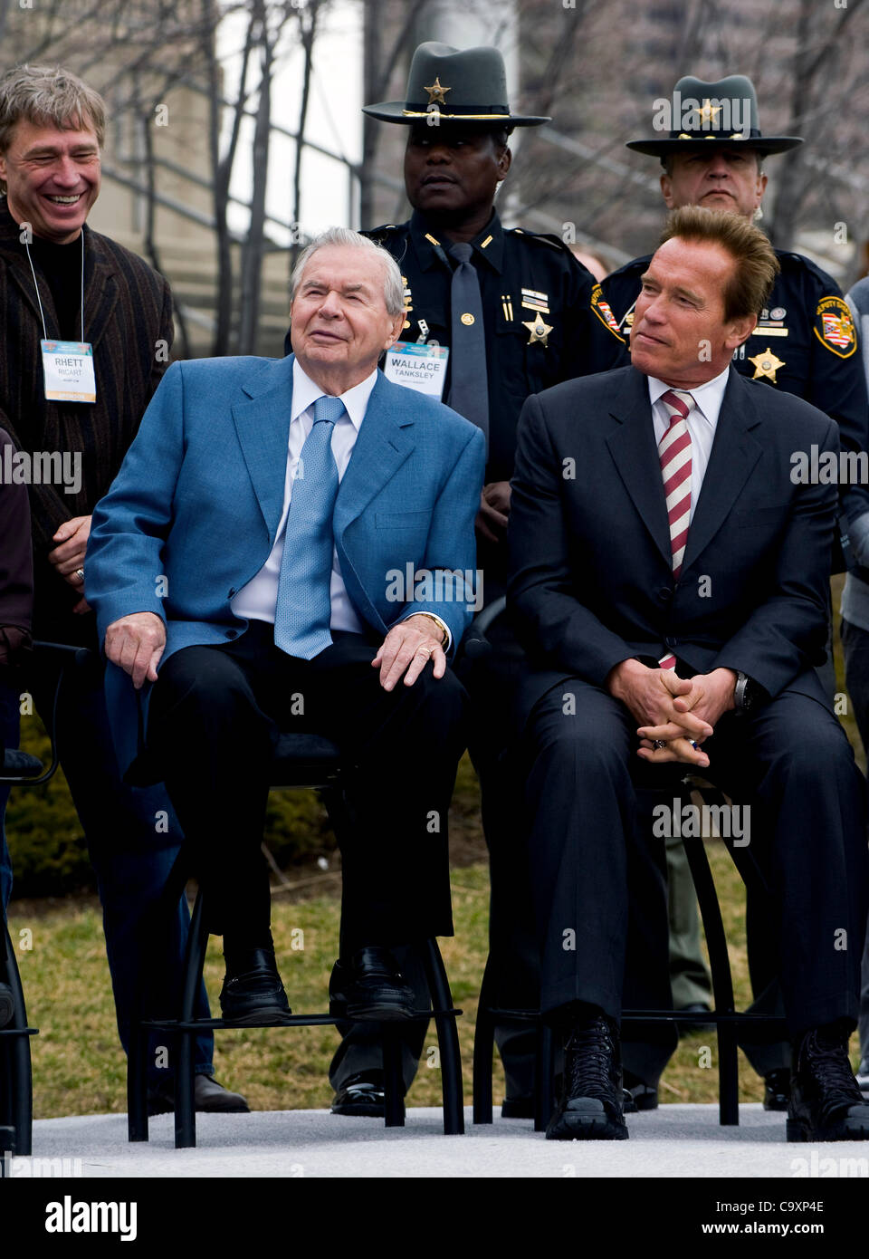 Bodybuilder statue hi-res stock photography and images - Alamy