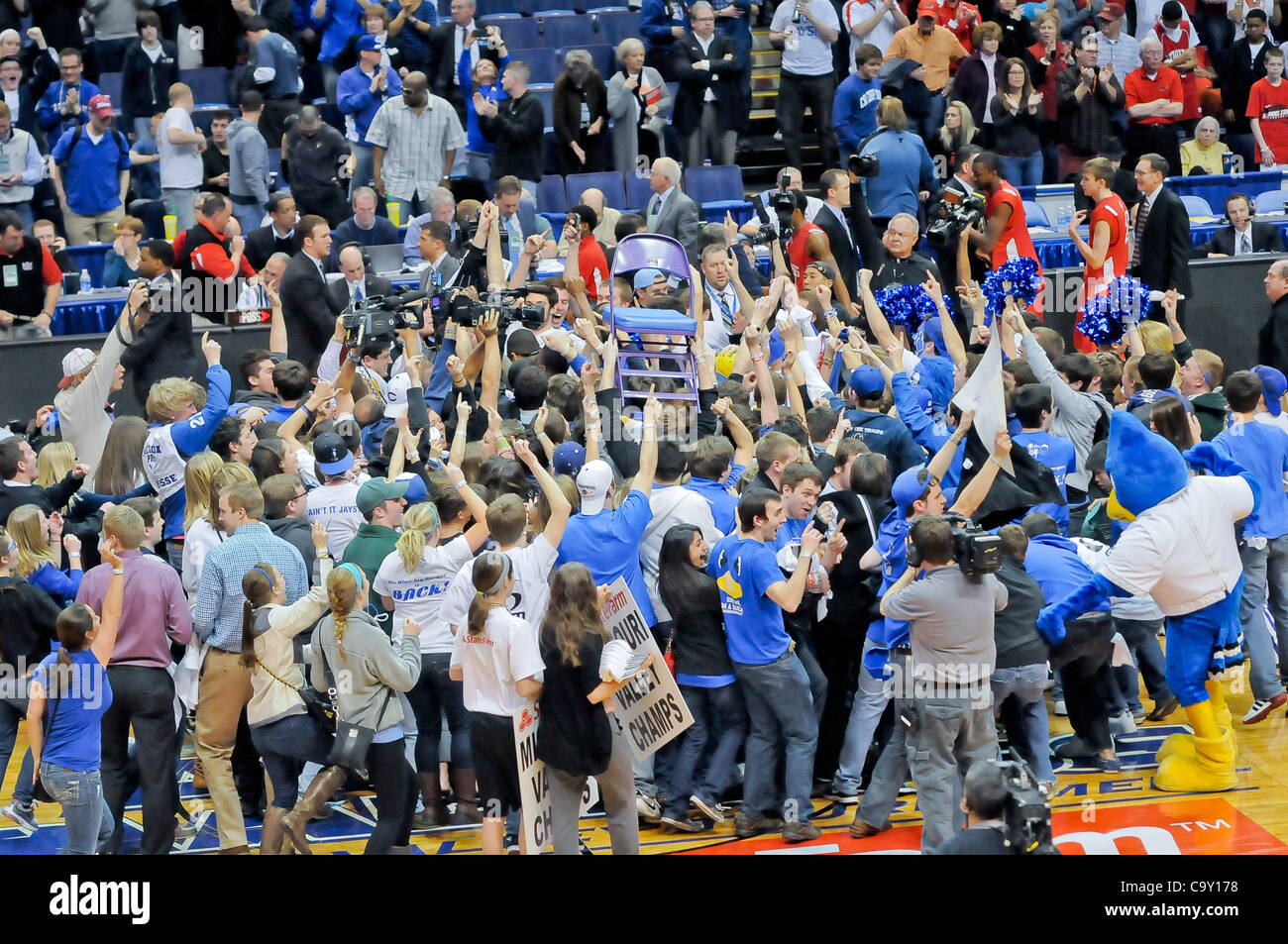 Missouri valley basketball tournament hi-res stock photography and ...