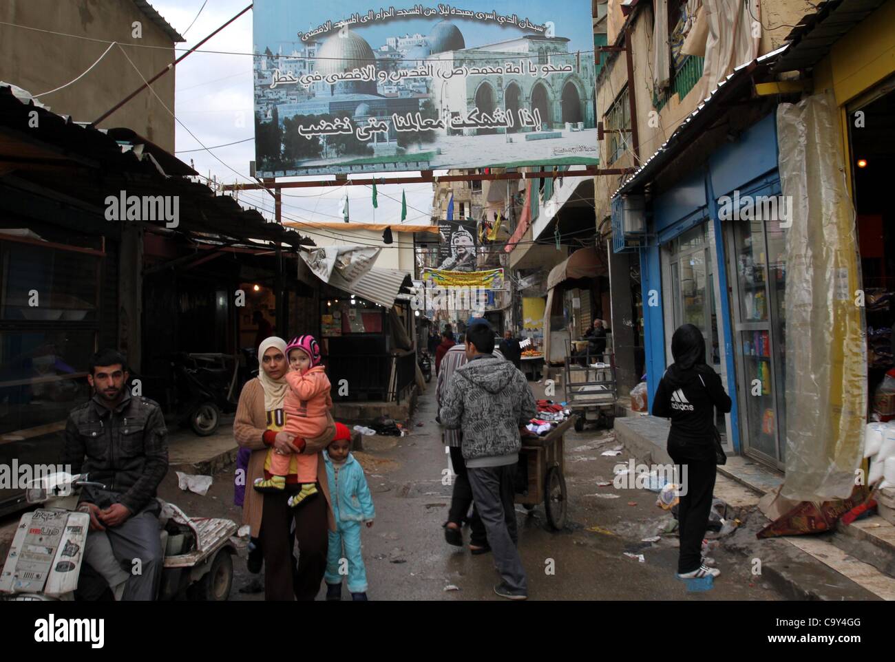 March 4, 2012 - Beirut, Beirut, Lebanon - Palestinians walk in alley in ...