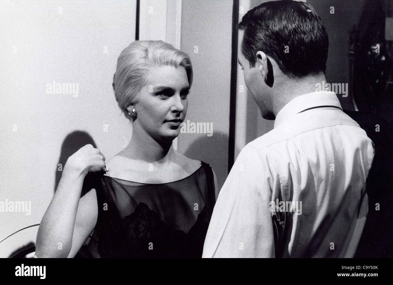 JOANNE WOODWARD with Paul Newman.(Credit Image: Â© Jack Stager/Globe ...