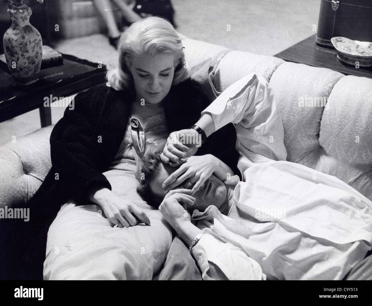 JOANNE WOODWARD with Paul Newman.(Credit Image: Â© Jack Stager/Globe ...