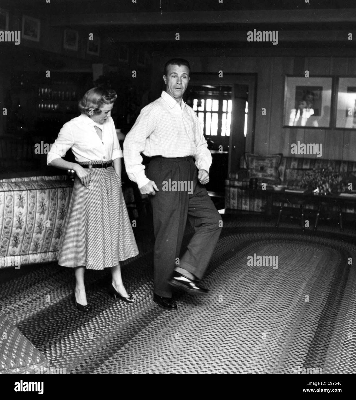 JUNE ALLYSON DICK POWELL. PHOTOS,INC.(Credit Image: Â© Globe Photos ...