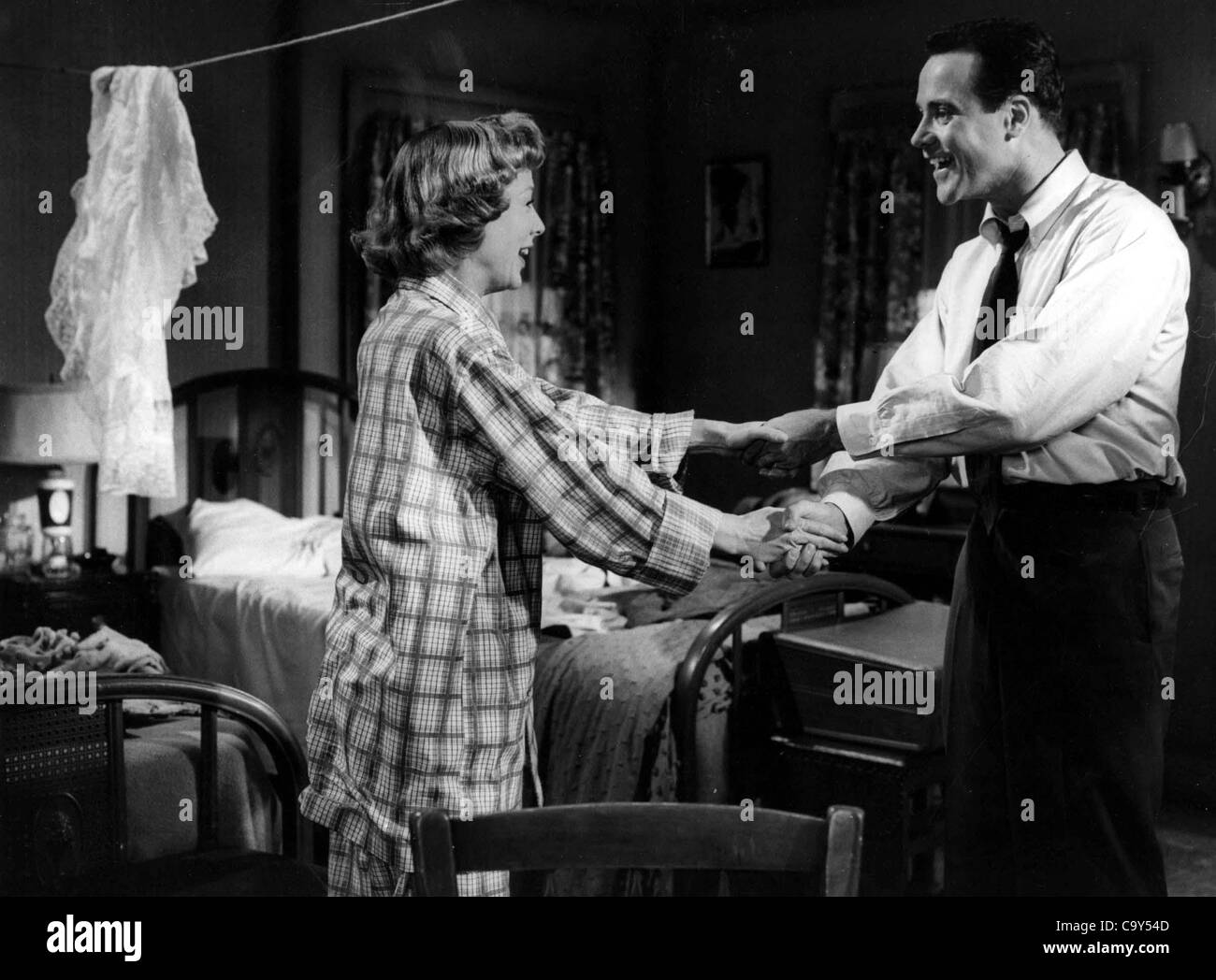 ''FOOLED 'EM''.JUNE ALLYSON JACK LEMMON. PHOTOS,INC.(Credit Image: Â ...