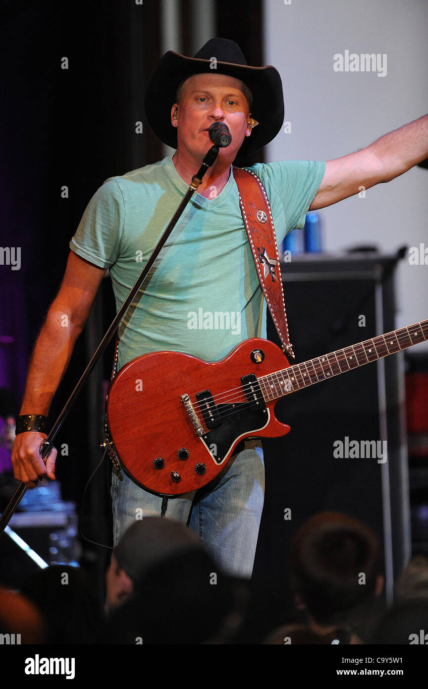Mar. 4, 2012 - Wilmington, North Carolina; USA - Singer KEVIN FOWLER ...