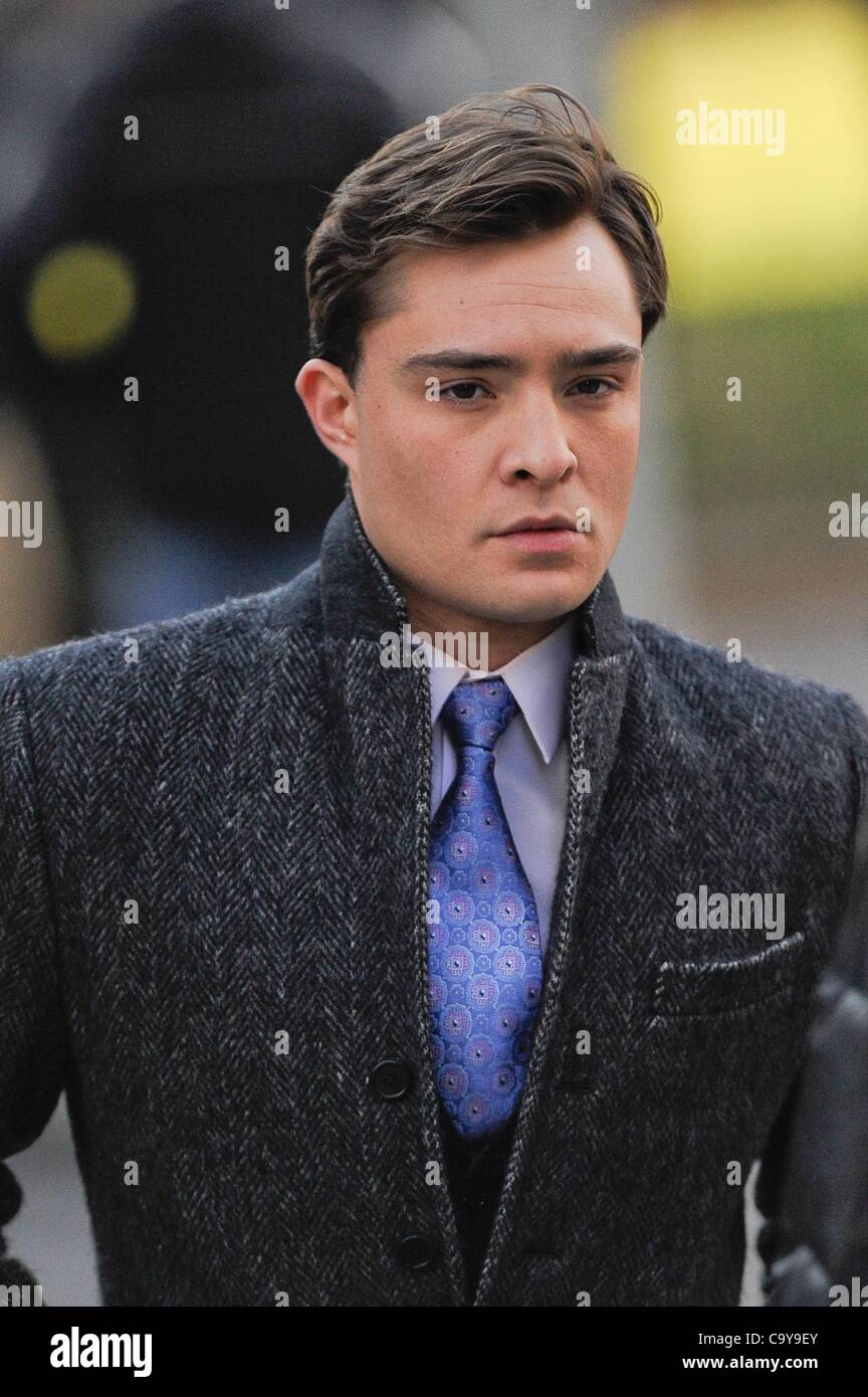 Ed Westwick, leaves the 'Gossip Girl' movie set in the Upper West Side ...