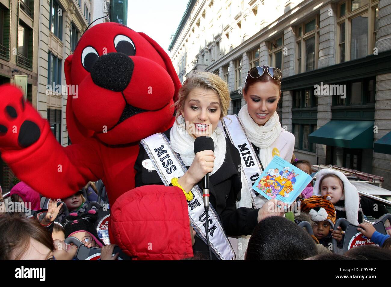 Clifford, Danielle Dotty, Alyssa Campanella in attendance for World ...