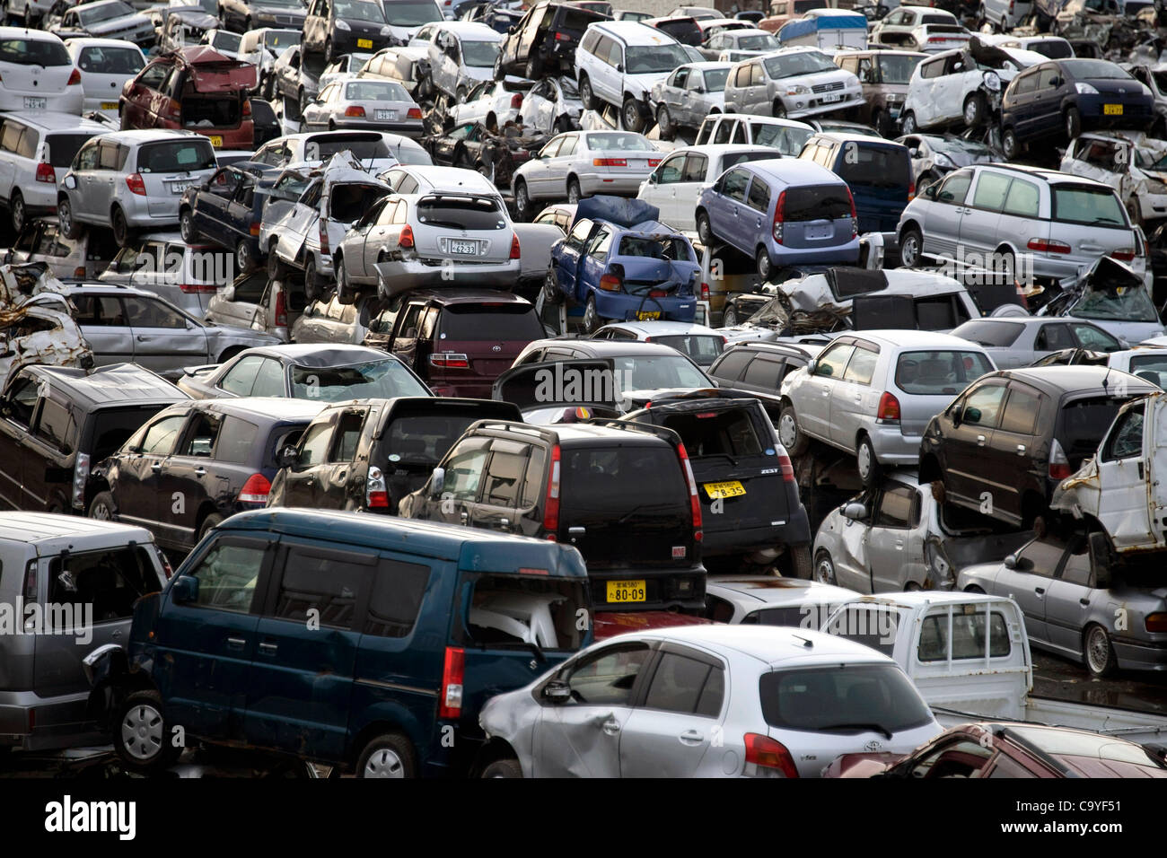 Trashed cars hi-res stock photography and images - Alamy