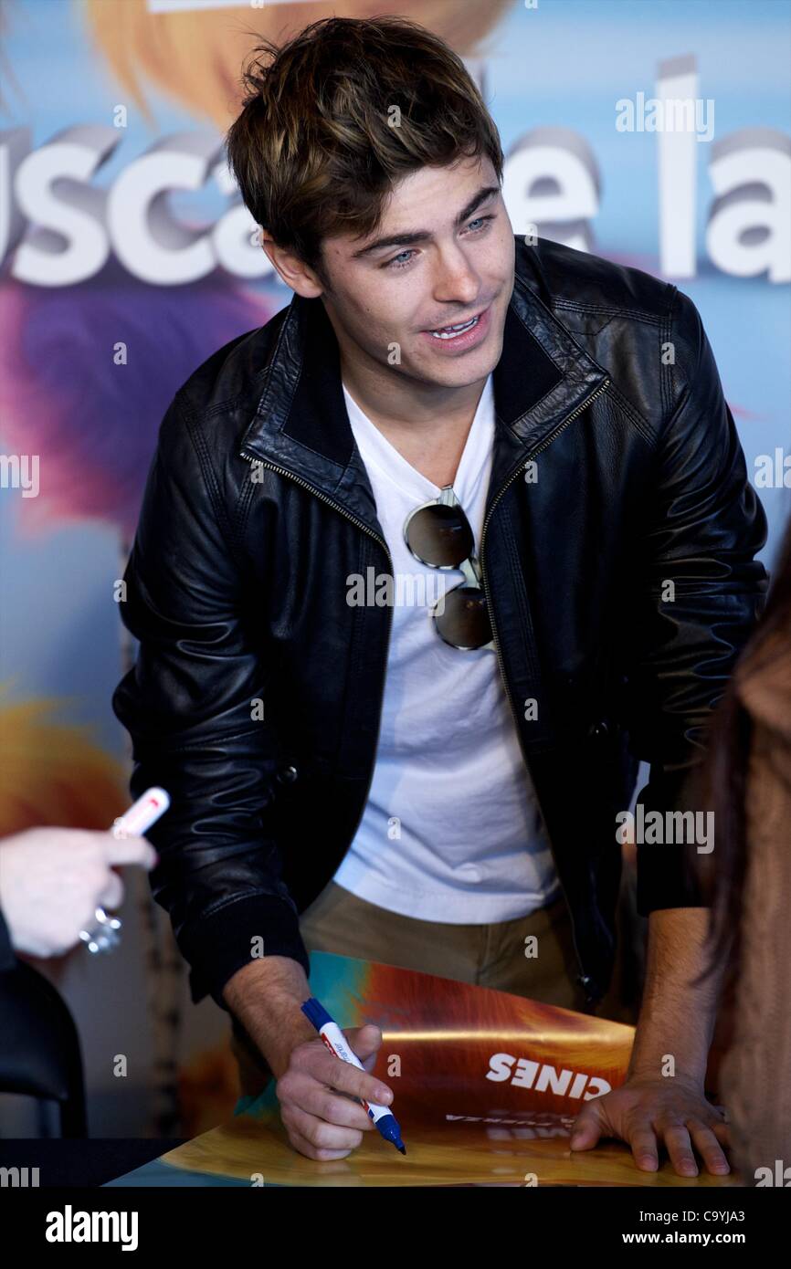 March 8, 2012 - Madrid, Spain - US Actor Zac Efron Attends a Meeting ...
