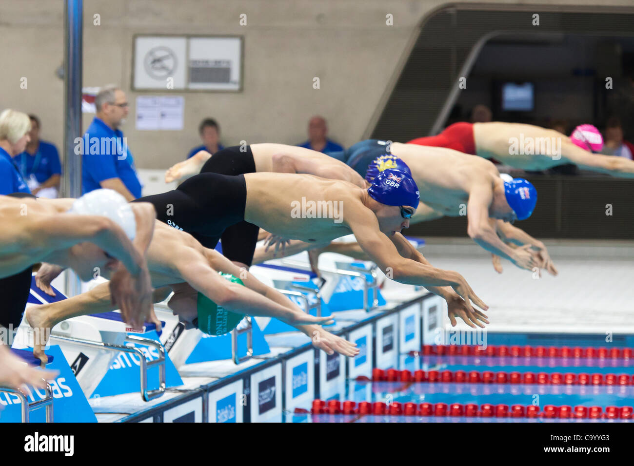 The start mens 1500m freestyle hi-res stock photography and images - Alamy