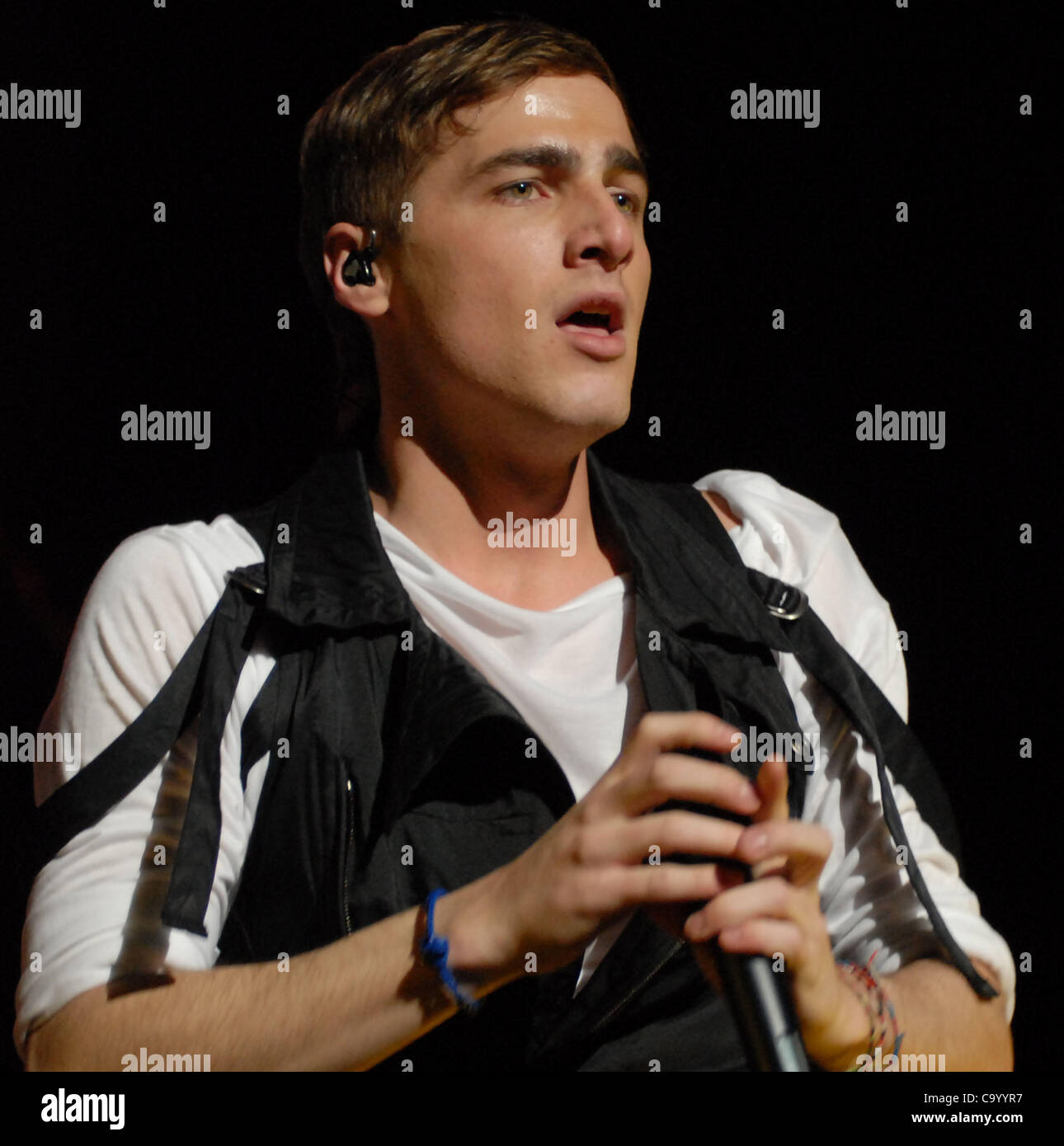 Big time rush in concert hi-res stock photography and images - Alamy