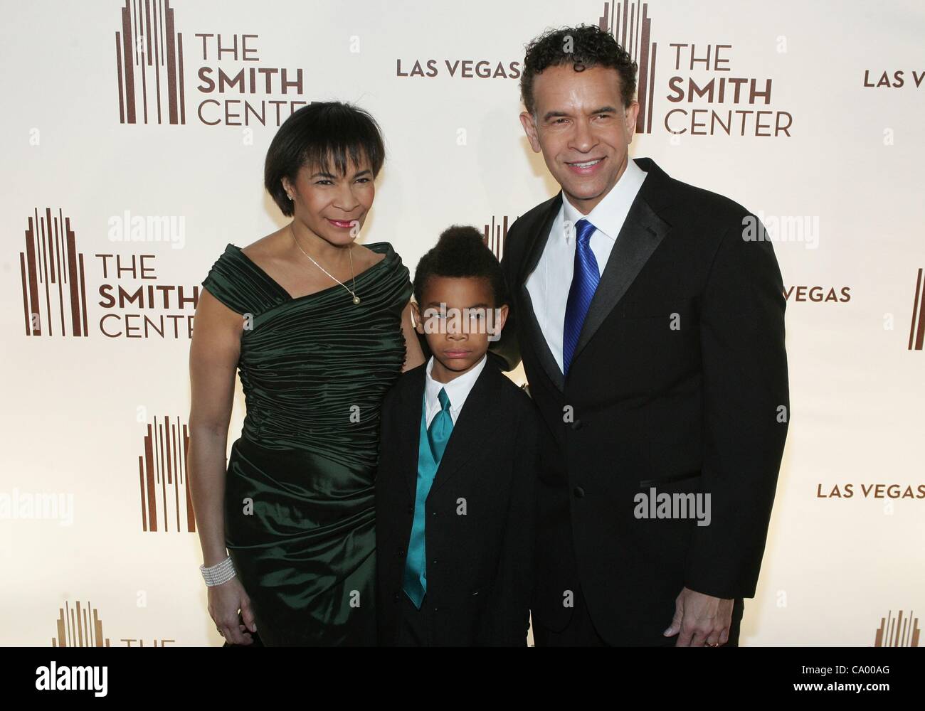 Allyson tucker and brian stokes mitchell hi-res stock photography and ...