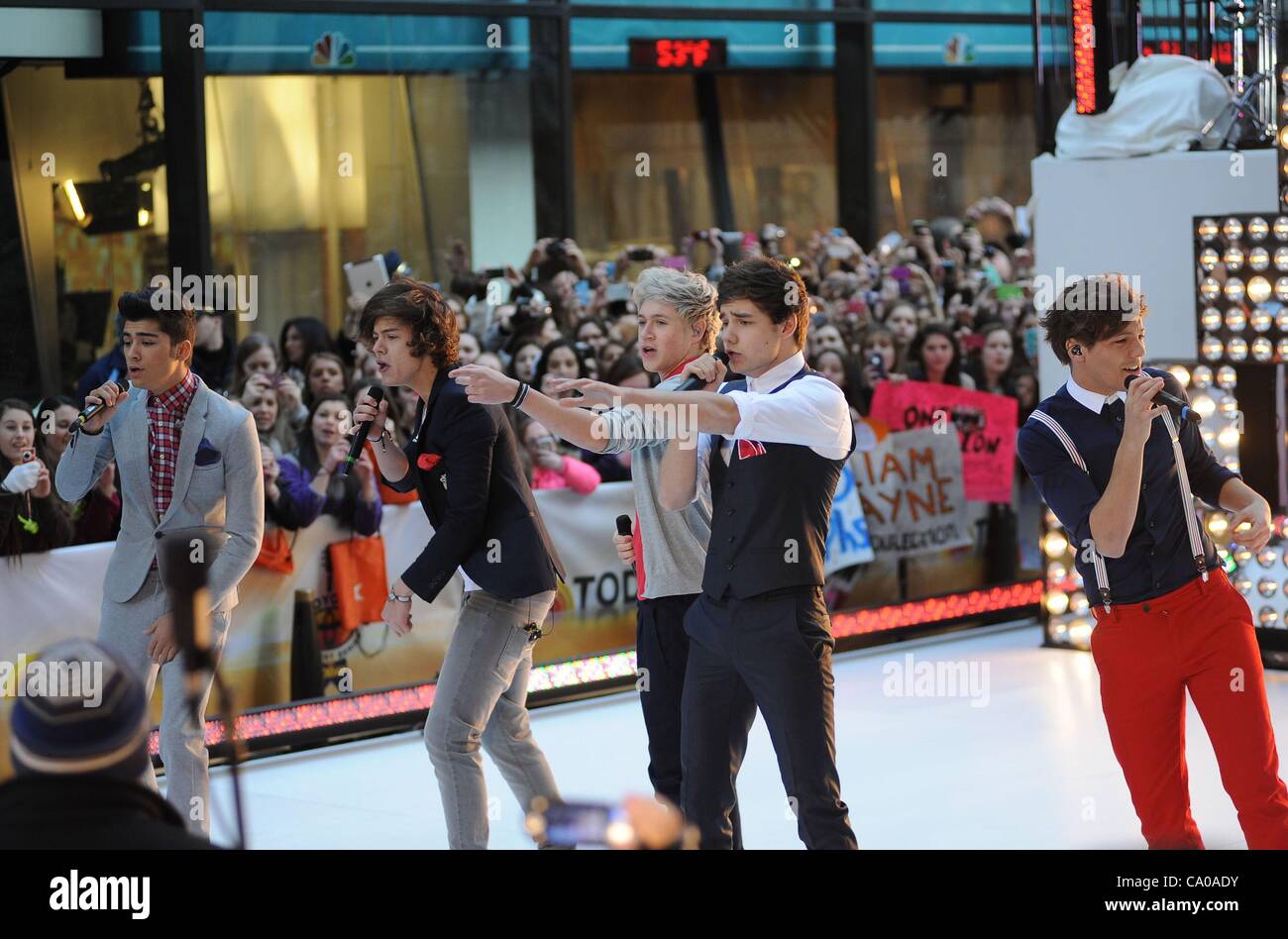 Zayn Malik, Niall Horan, Harry Styles, Liam Payne, Louis Tomlinson, One ...