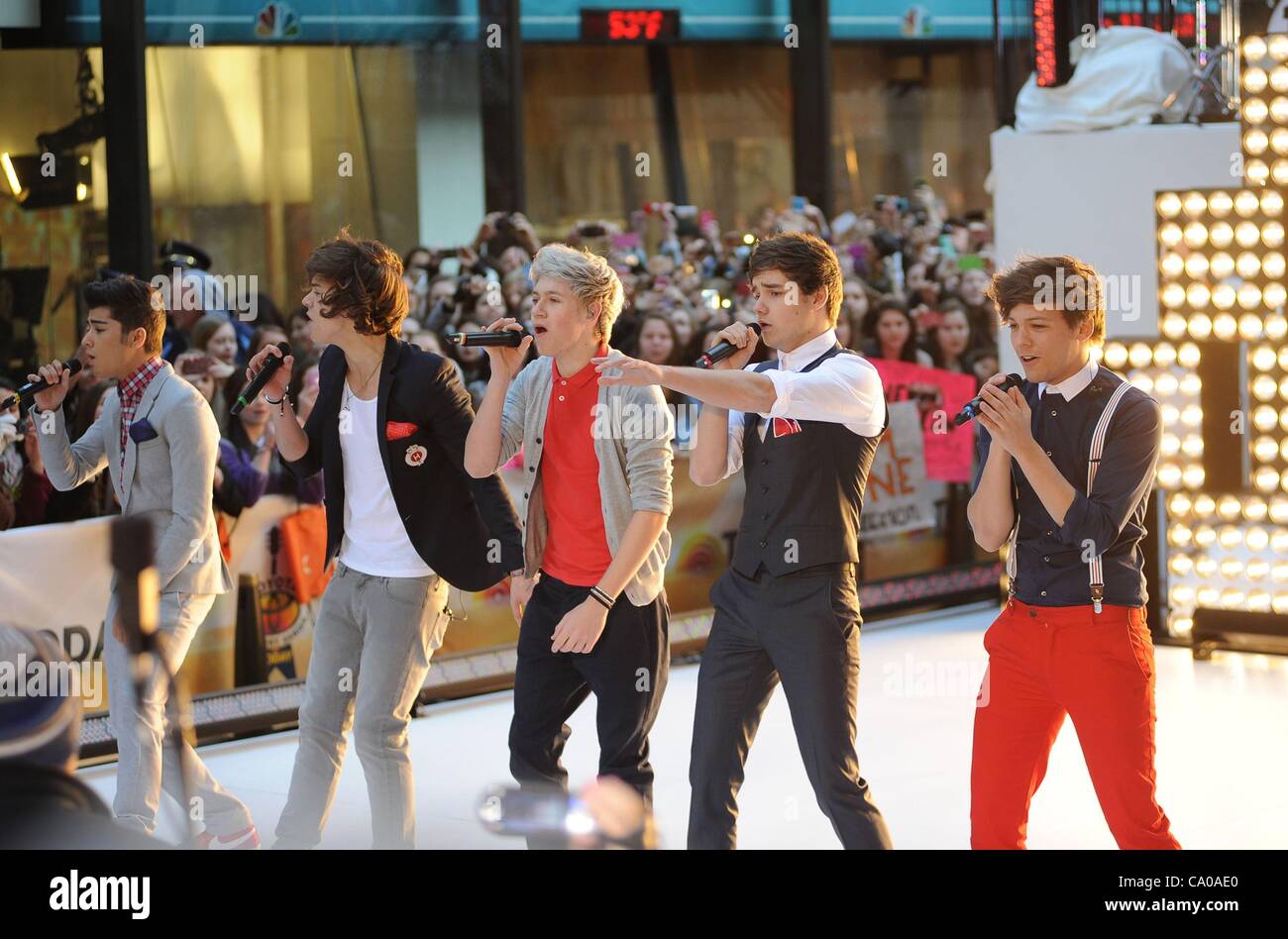 Zayn Malik, Niall Horan, Harry Styles, Liam Payne, Louis Tomlinson, One ...