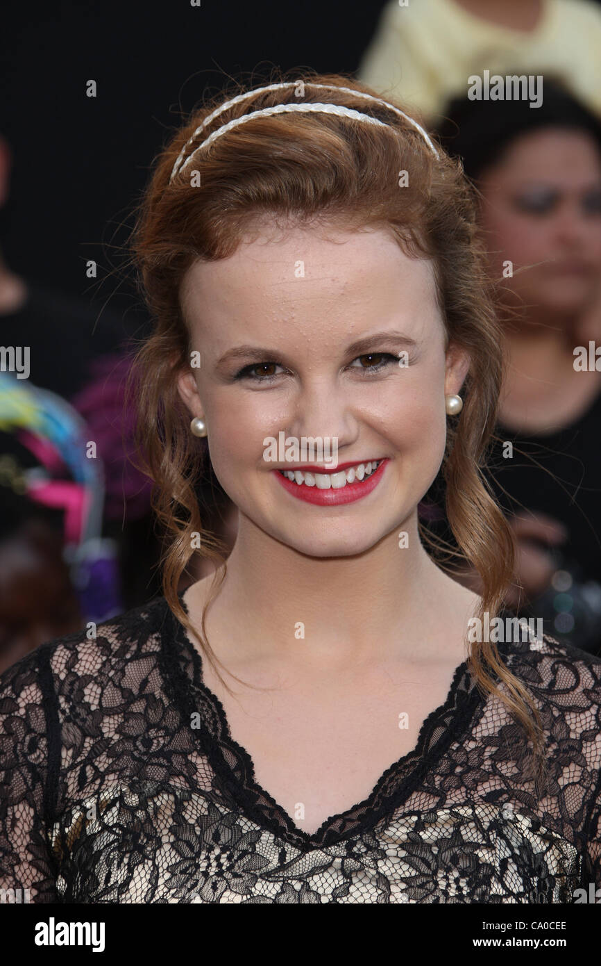 Mackenzie Lintz Hunger Games Scene