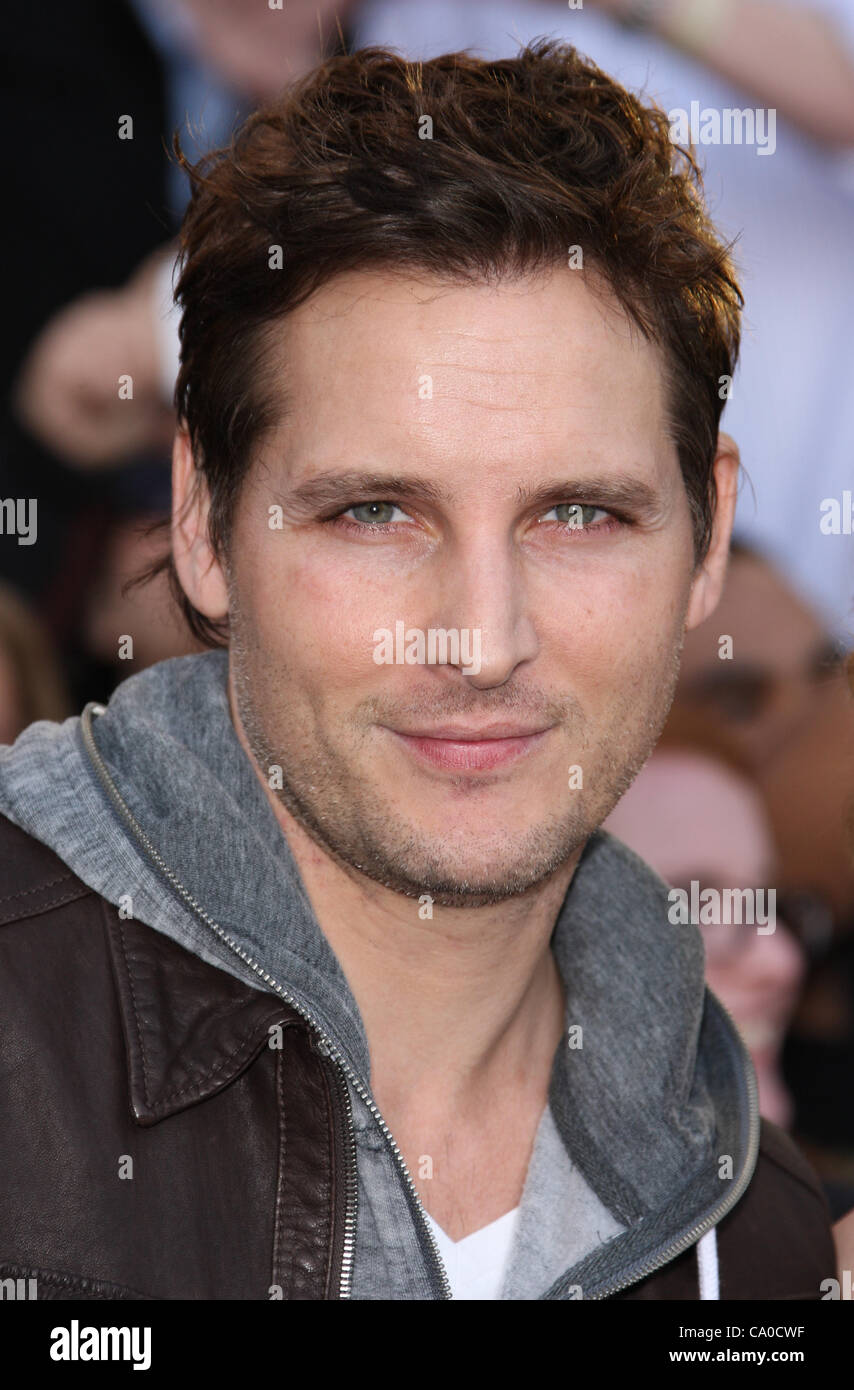 PETER FACINELLI THE HUNGER GAMES. WORLD PREMIERE DOWNTOWN LOS ANGELES ...