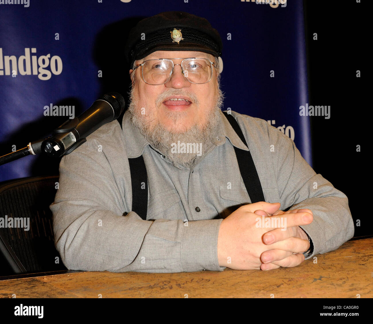 George r r martin book hi-res stock photography and images - Alamy