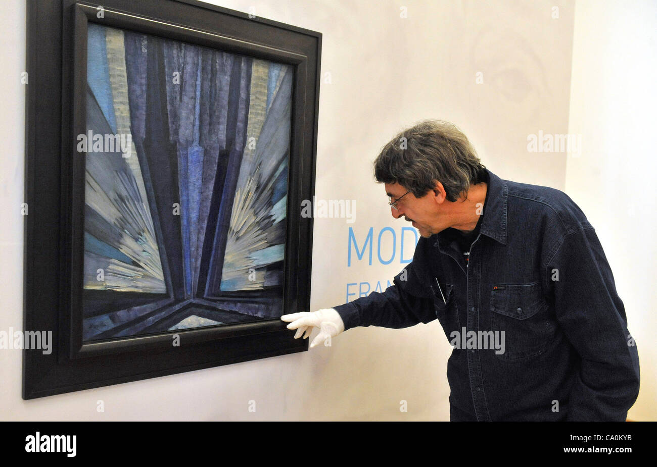 The exhibition of one of the early works by Frantisek Kupka from 1913 ...