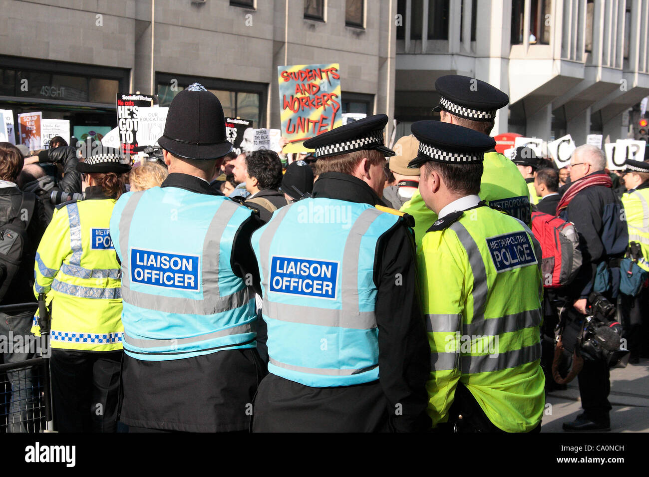 Police Liaison Officers Stock Photos & Police Liaison Officers Stock ...