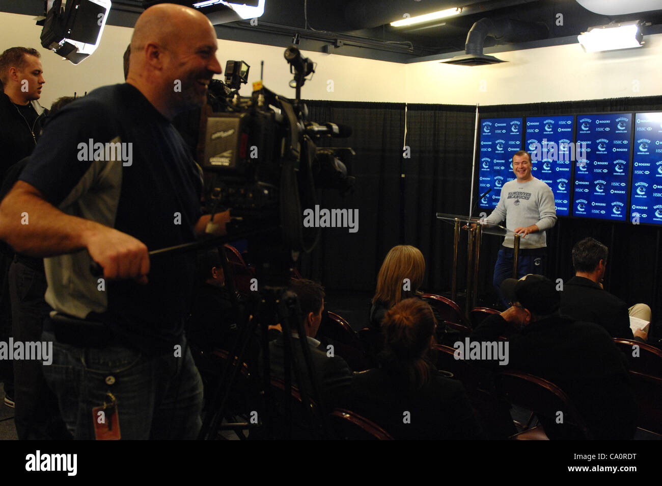 Vancouver Canucks head coach Alain Vigneault talks to reporters after ...