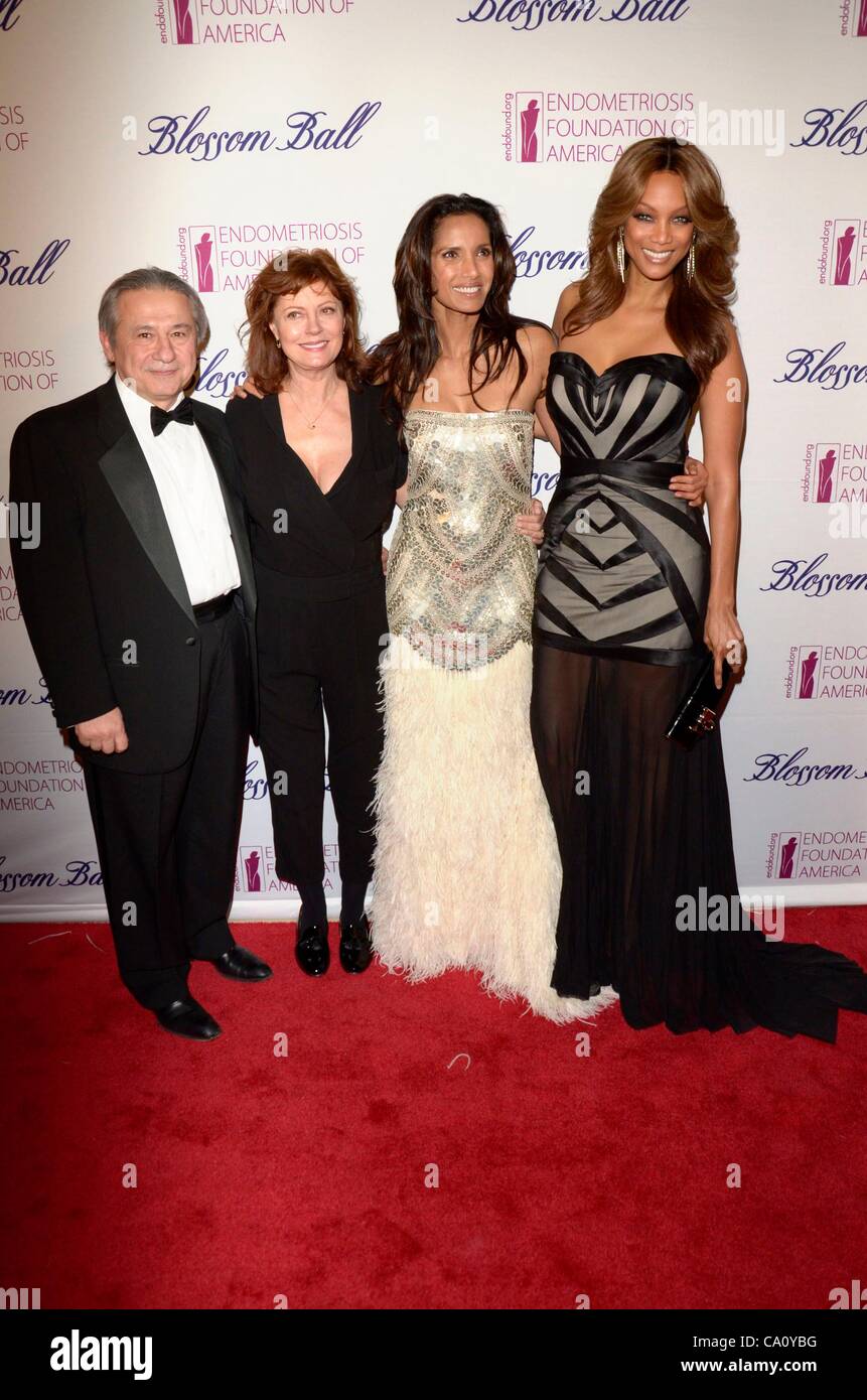 Tamer seckin susan sarandon padma hi-res stock photography and images ...