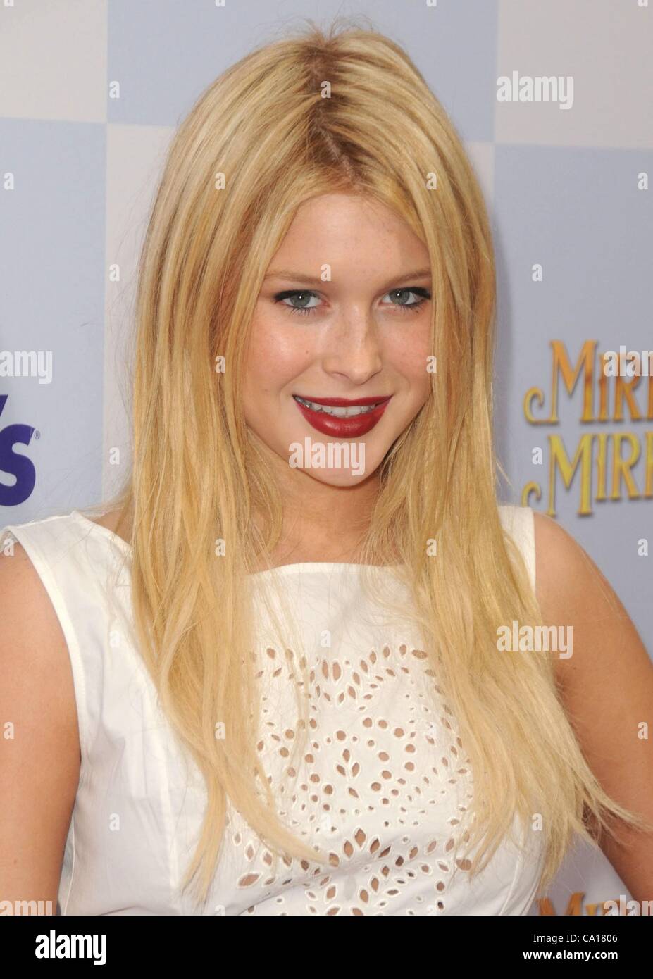 Renee Olstead at arrivals for MIRROR MIRROR Premiere, Grauman's Chinese ...