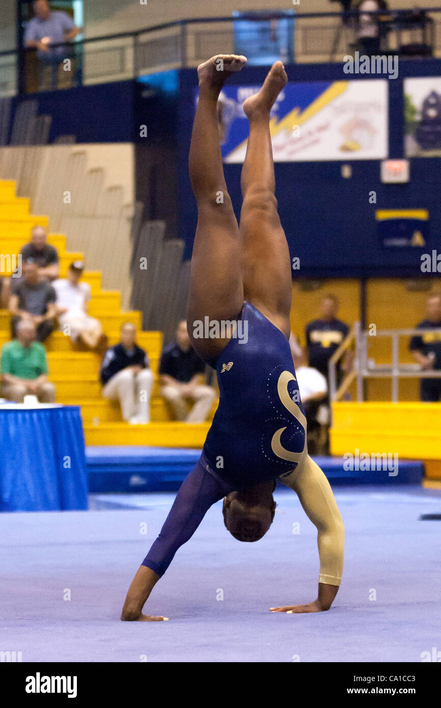 March 18, 2012 - Kent, Ohio, U.S - Amiah Mims of Kent State competes in ...