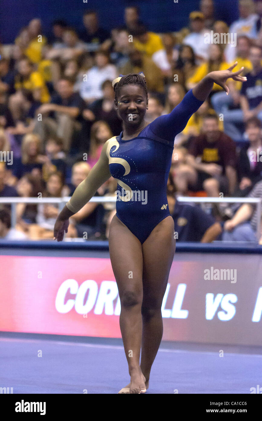 March 18, 2012 - Kent, Ohio, U.S - Amiah Mims of Kent State competes in ...
