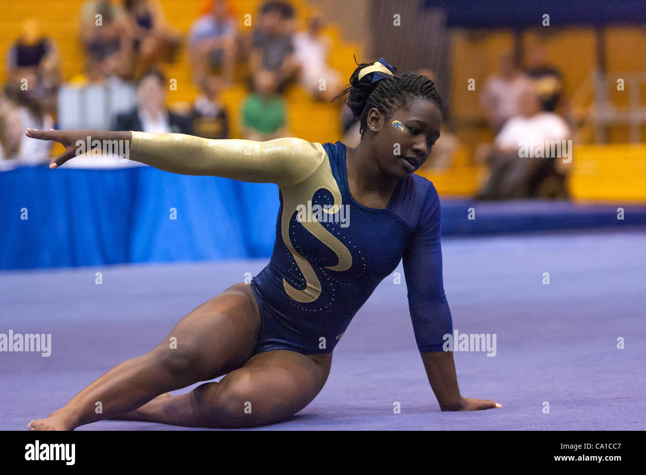 March 18, 2012 - Kent, Ohio, U.S - Amiah Mims of Kent State competes in ...