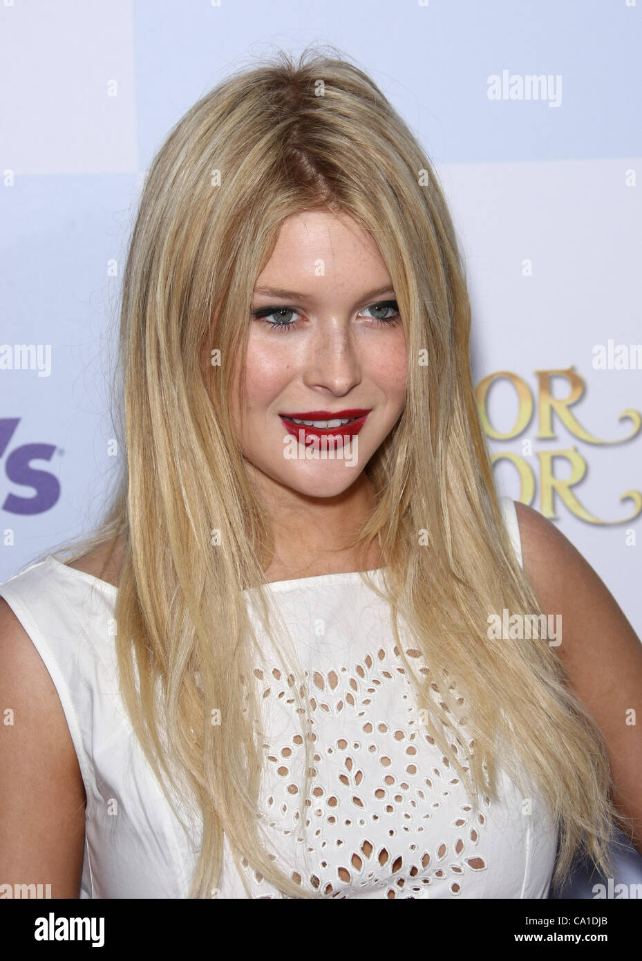 RENEE OLSTEAD MIRROR MIRROR. WORLD PREMIERE HOLLYWOOD LOS ANGELES ...