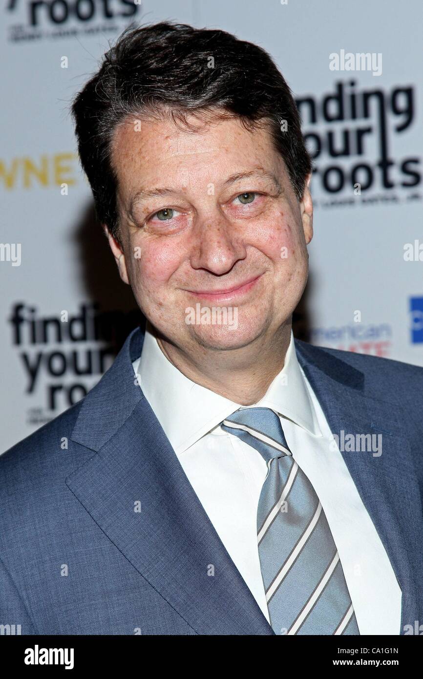Neal Shapiro at arrivals for FINDING YOUR ROOTS Premiere Screening ...