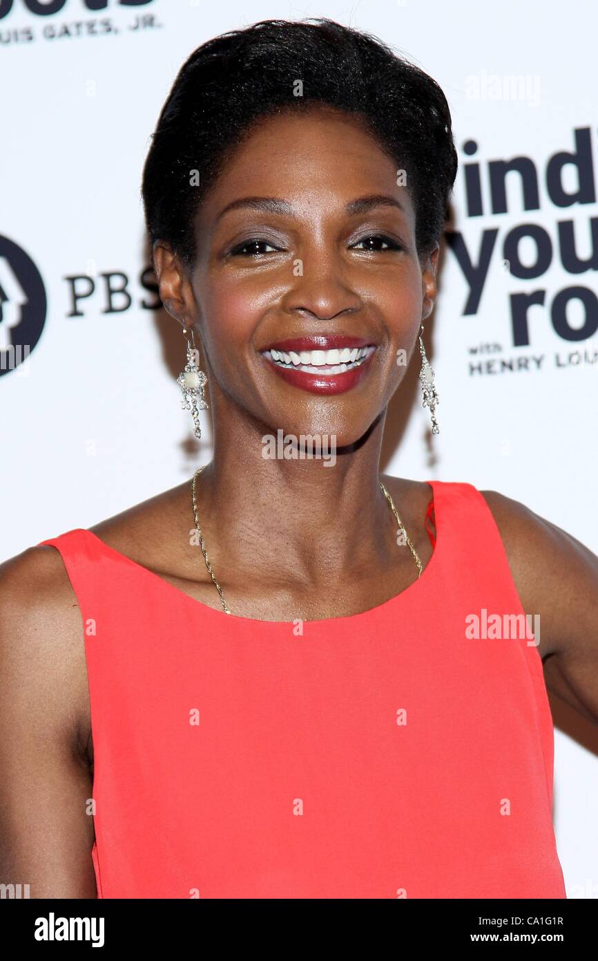 Roshumba hi-res stock photography and images - Alamy