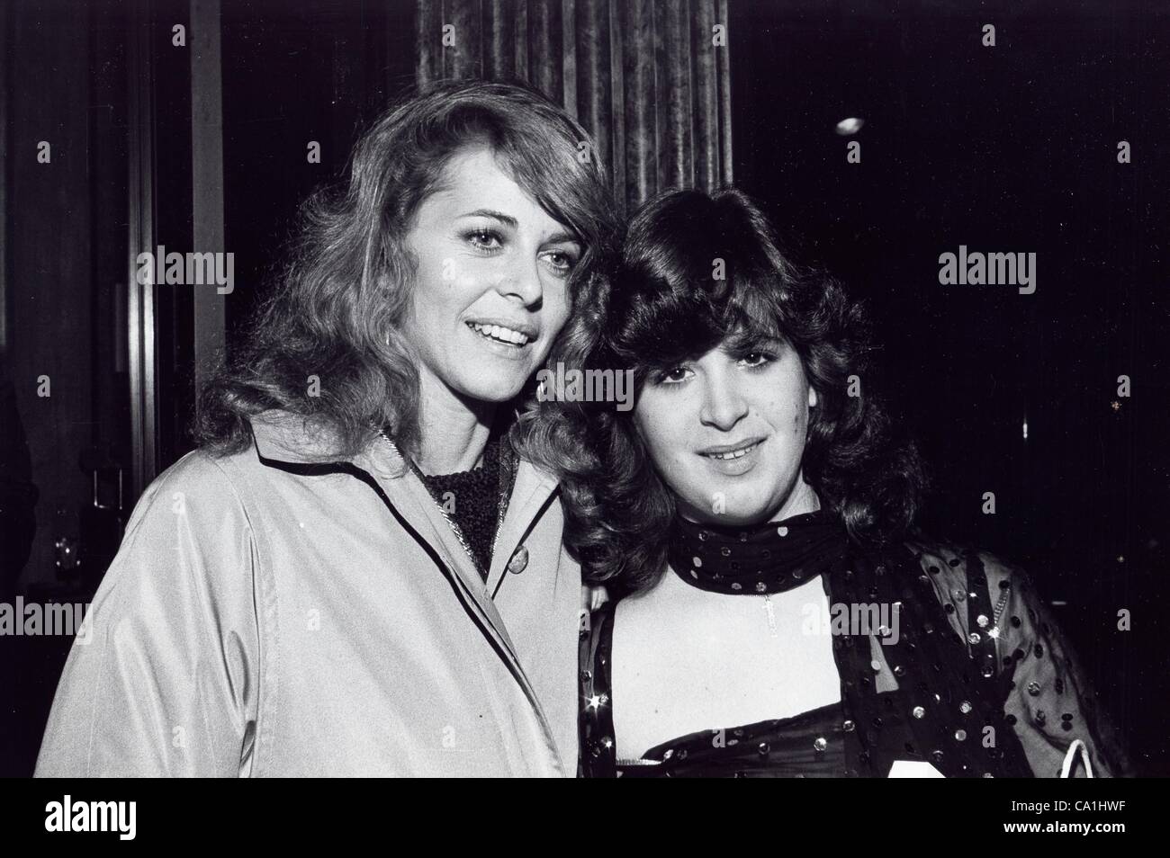LINDSAY WAGNER with sister Randi Ball.Supplied by Photos, inc.(Credit ...