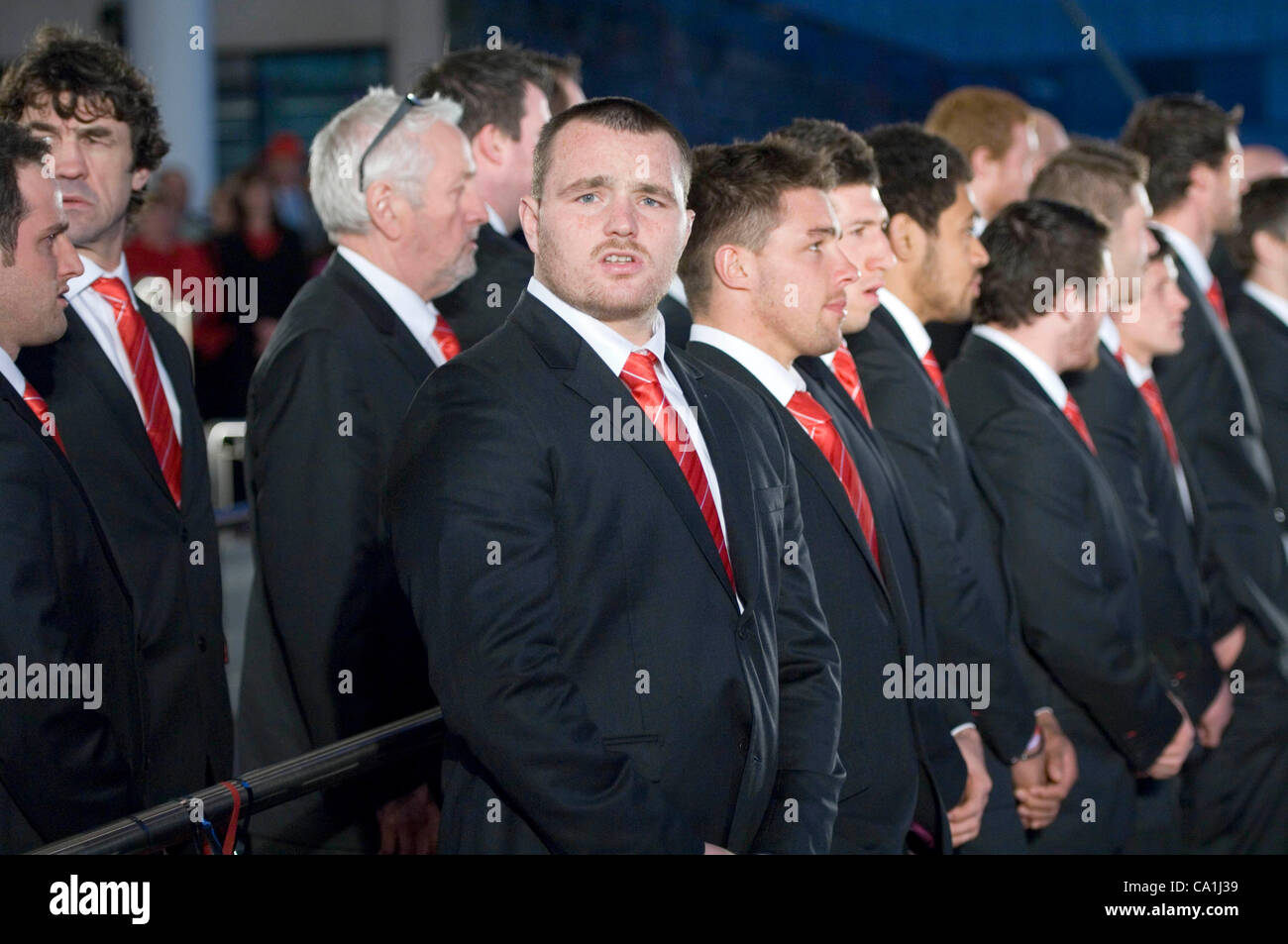 The Welsh rugby team celebrate winning the Grand Slam in the Six ...