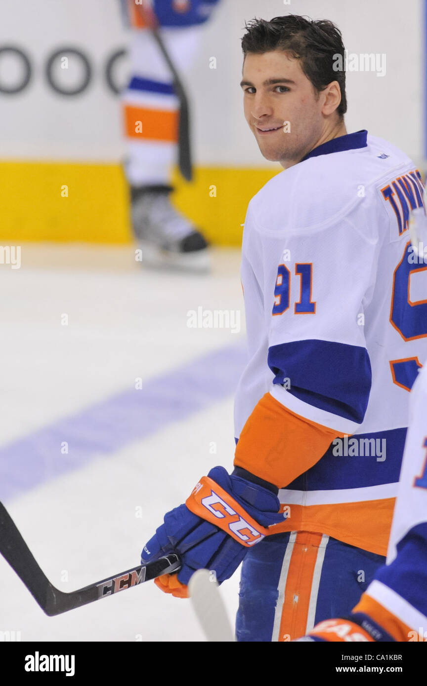 John tavares maple hi-res stock photography and images - Alamy