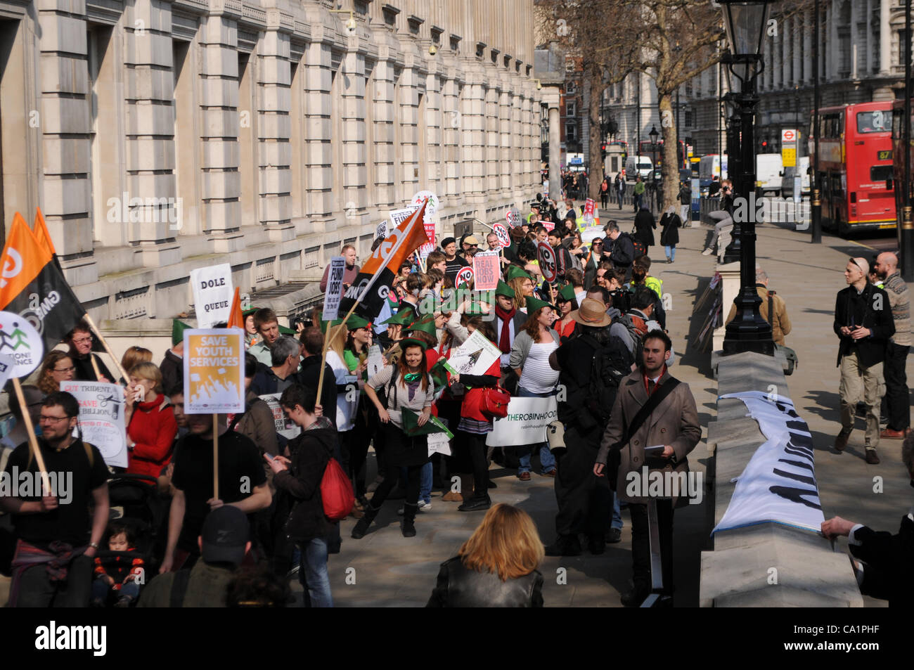 Dole queue uk hi-res stock photography and images - Alamy