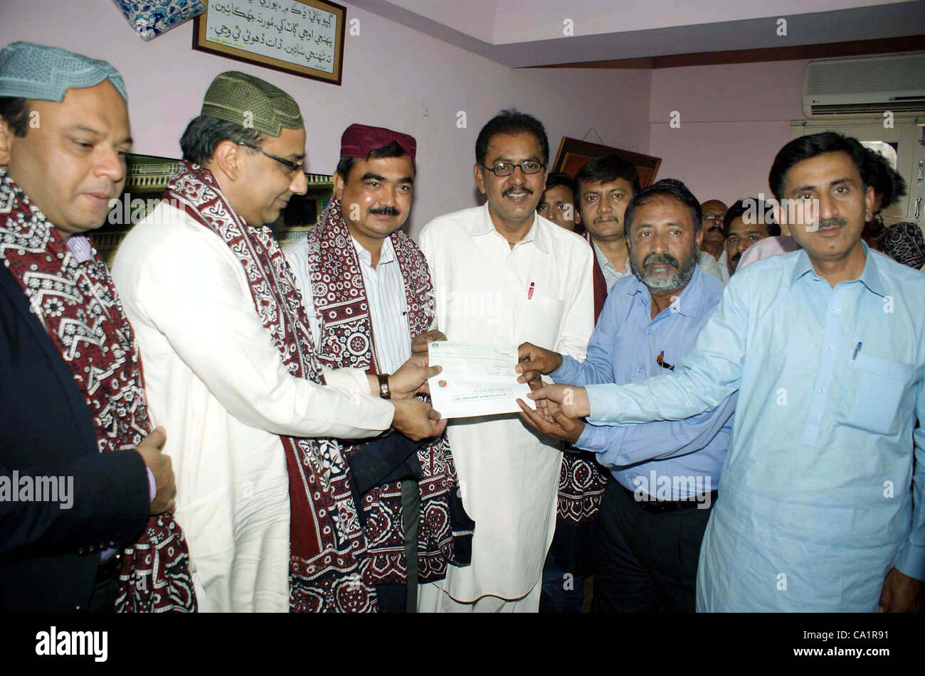 Press club hyderabad muttehda qaumi movement hi-res stock photography ...