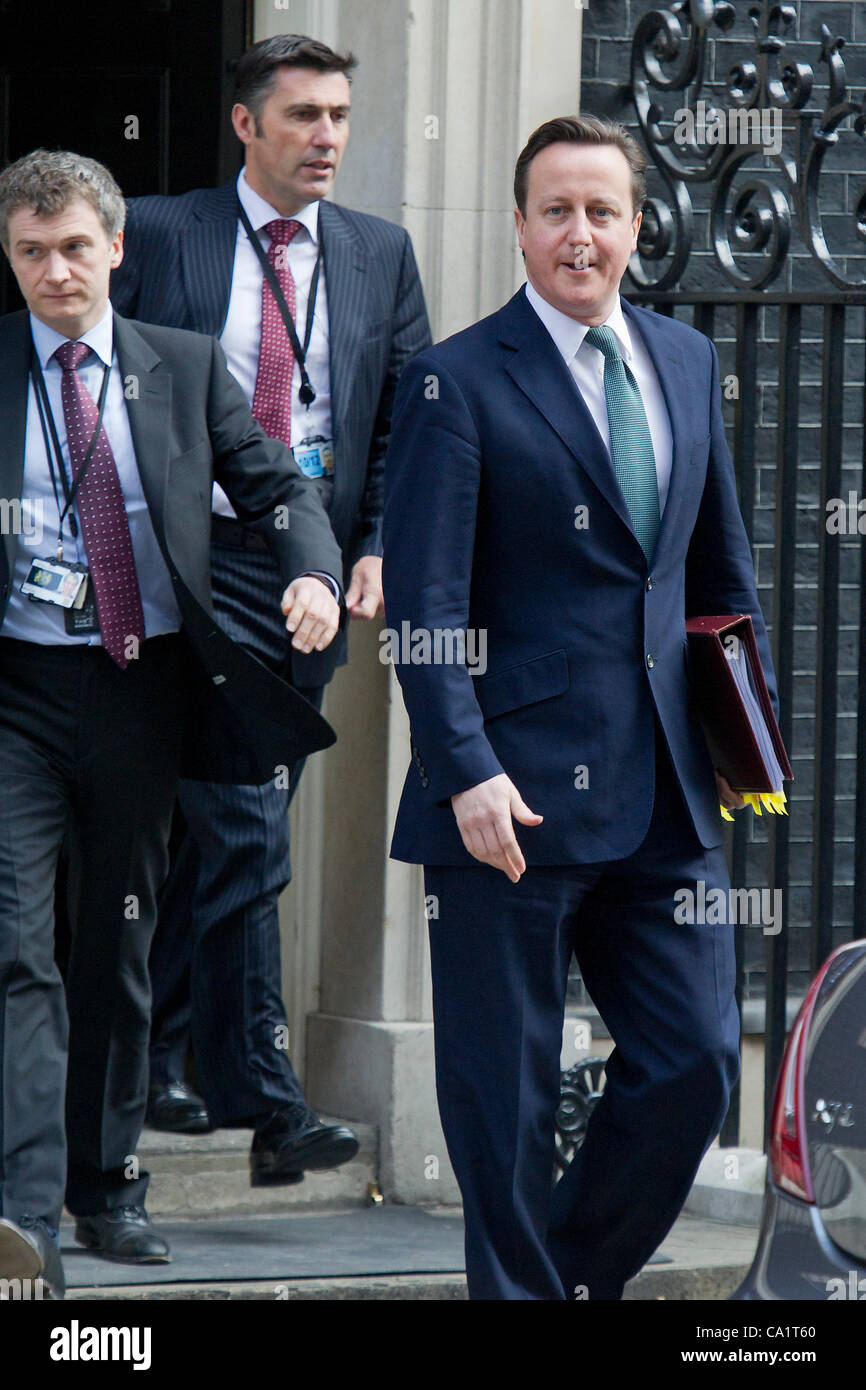 David cameron london 2012 downing street hi-res stock photography and ...