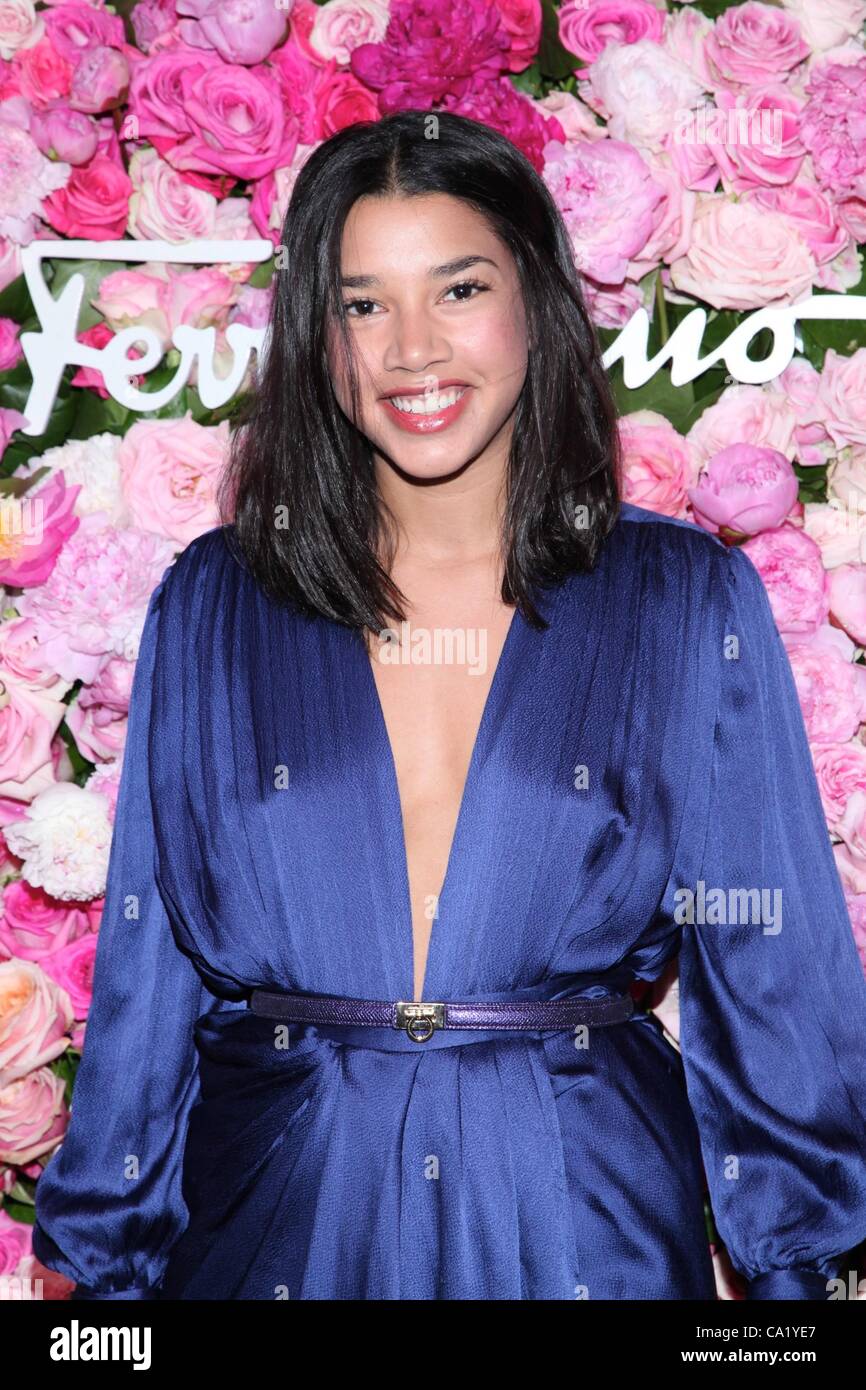 Hannah Bronfman at arrivals for Salvatore Ferragamo Signorina Fragrance ...