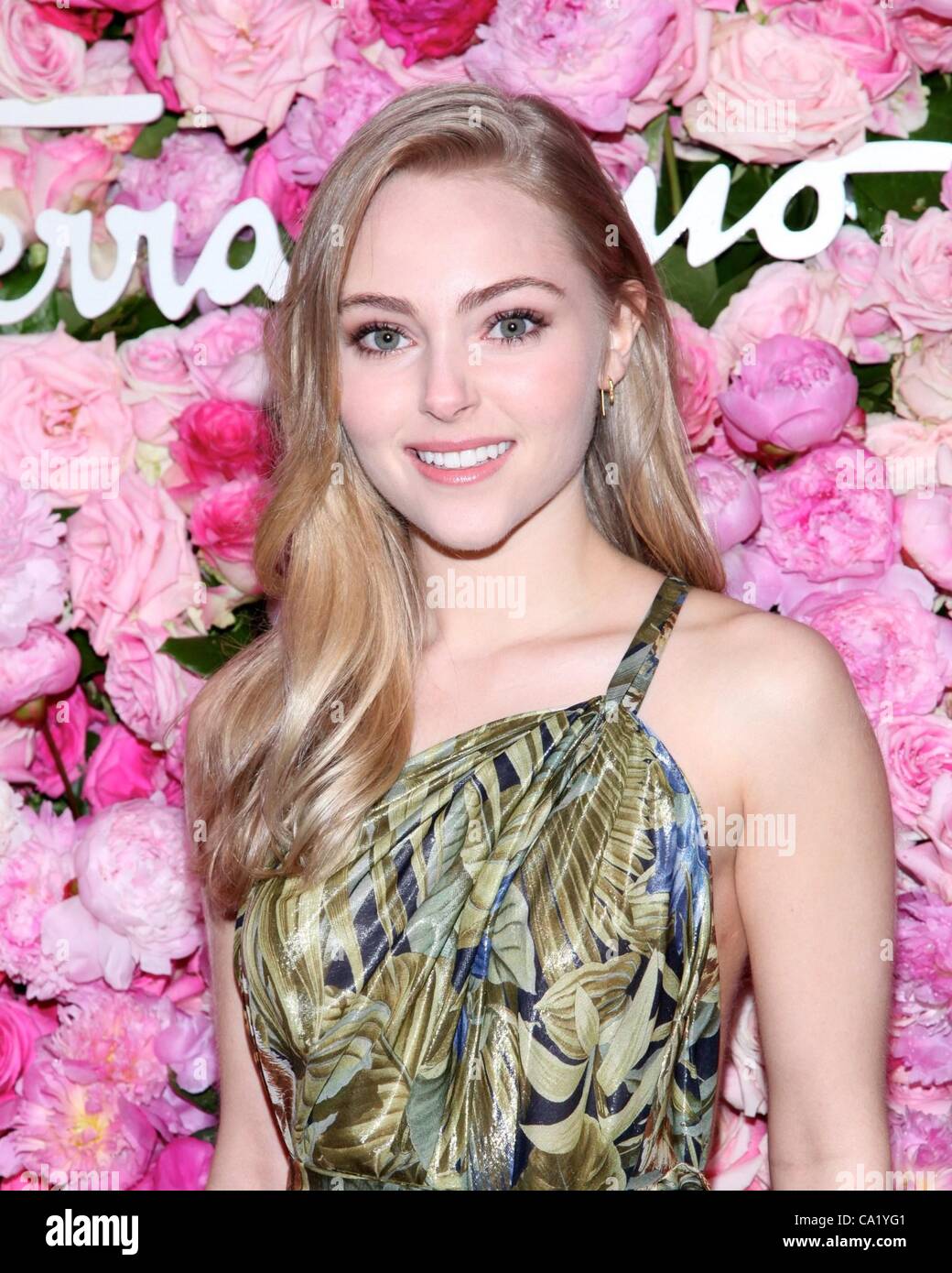 AnnaSophia Robb at arrivals for Salvatore Ferragamo Signorina Fragrance ...