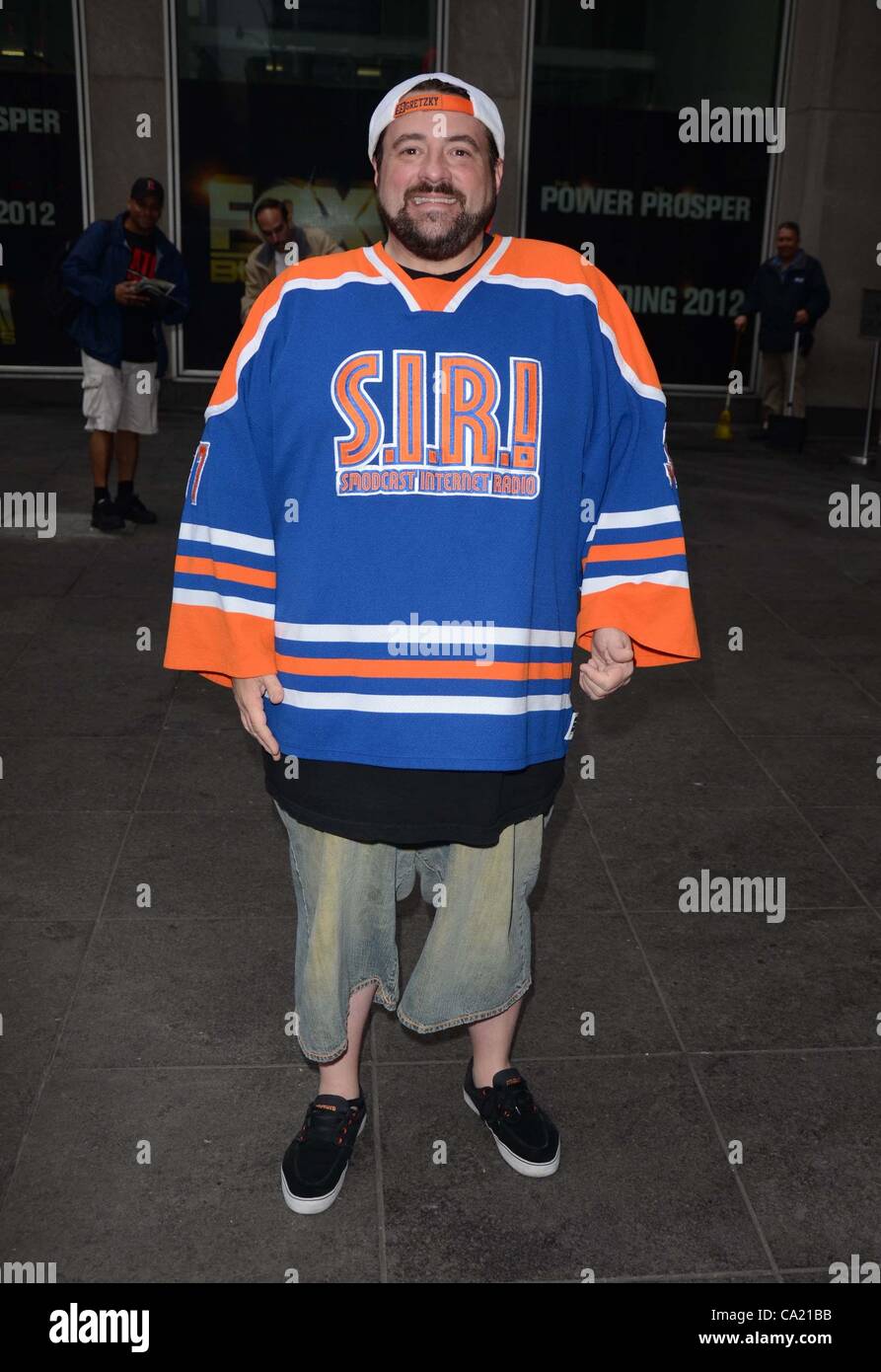 Kevin Smith out and about for CELEBRITY CANDIDS - THU, , New York, NY ...