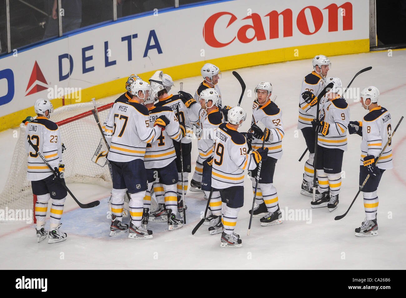 Victory celebration in n y hi-res stock photography and images - Alamy