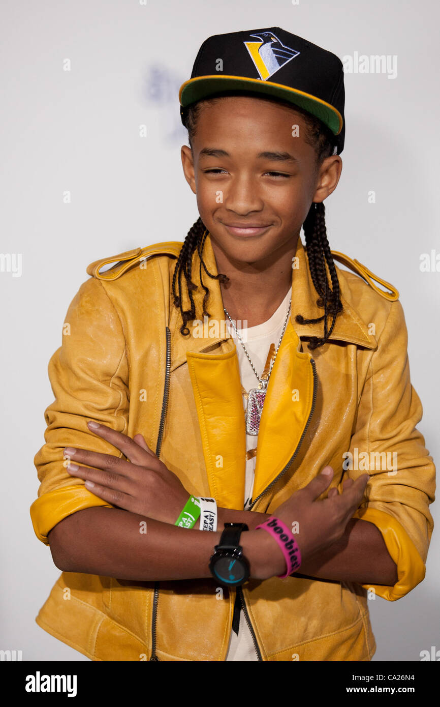 Feb. 8, 2011 - Los Angeles, California, U.S - JADEN SMITH arrives at ...